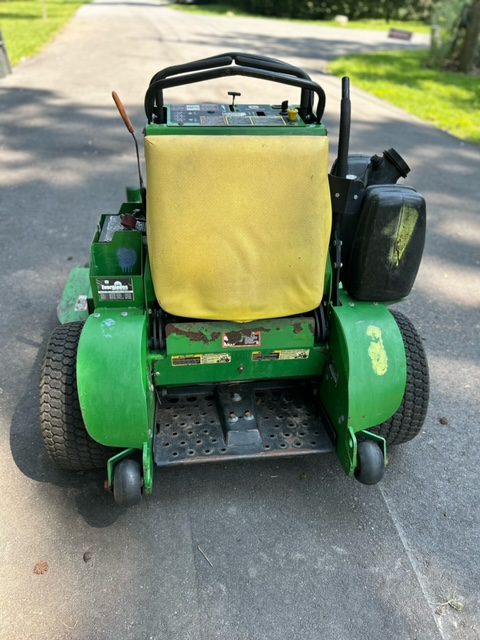 John Deere Stand On 652R Zero Turn Lawn Mower | Used Mowers Online